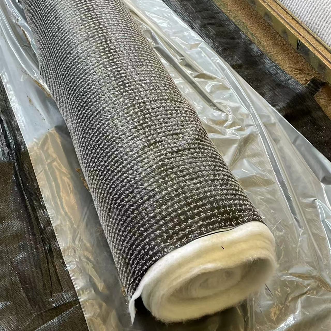 Good flexibility geosynthetic clay layer used in underground reservoirs ...